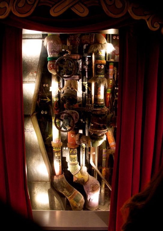 Noah Meets A Model With Down Syndrome, And Goes On A Tour Of 30 Rock ...